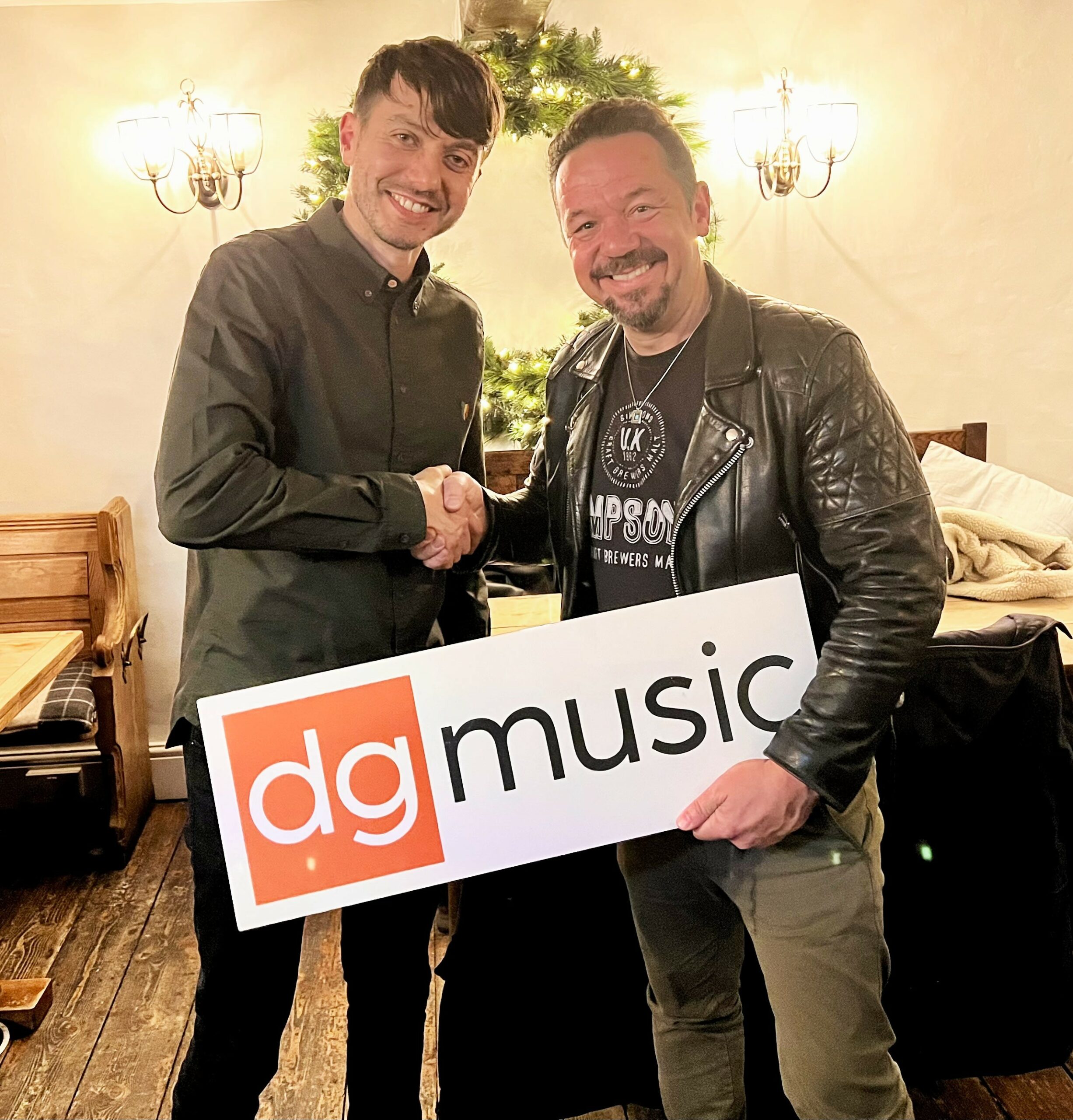 Stamford agency Bands For Hire acquires DG Music - Lincolnshire Chamber ...